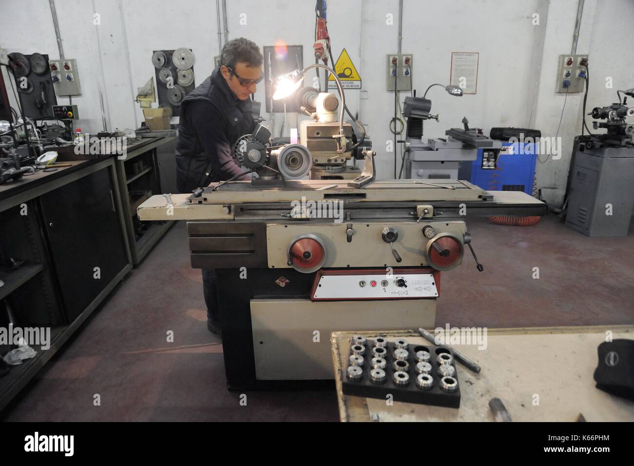 handicraft workshop for tool sharpening and high precision mechanics ...