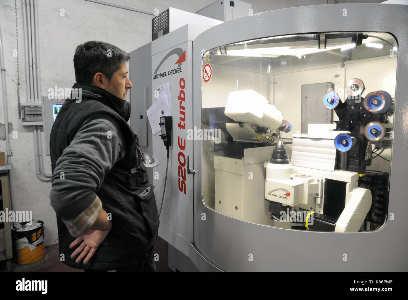 handicraft workshop for tool sharpening and high precision mechanics ...