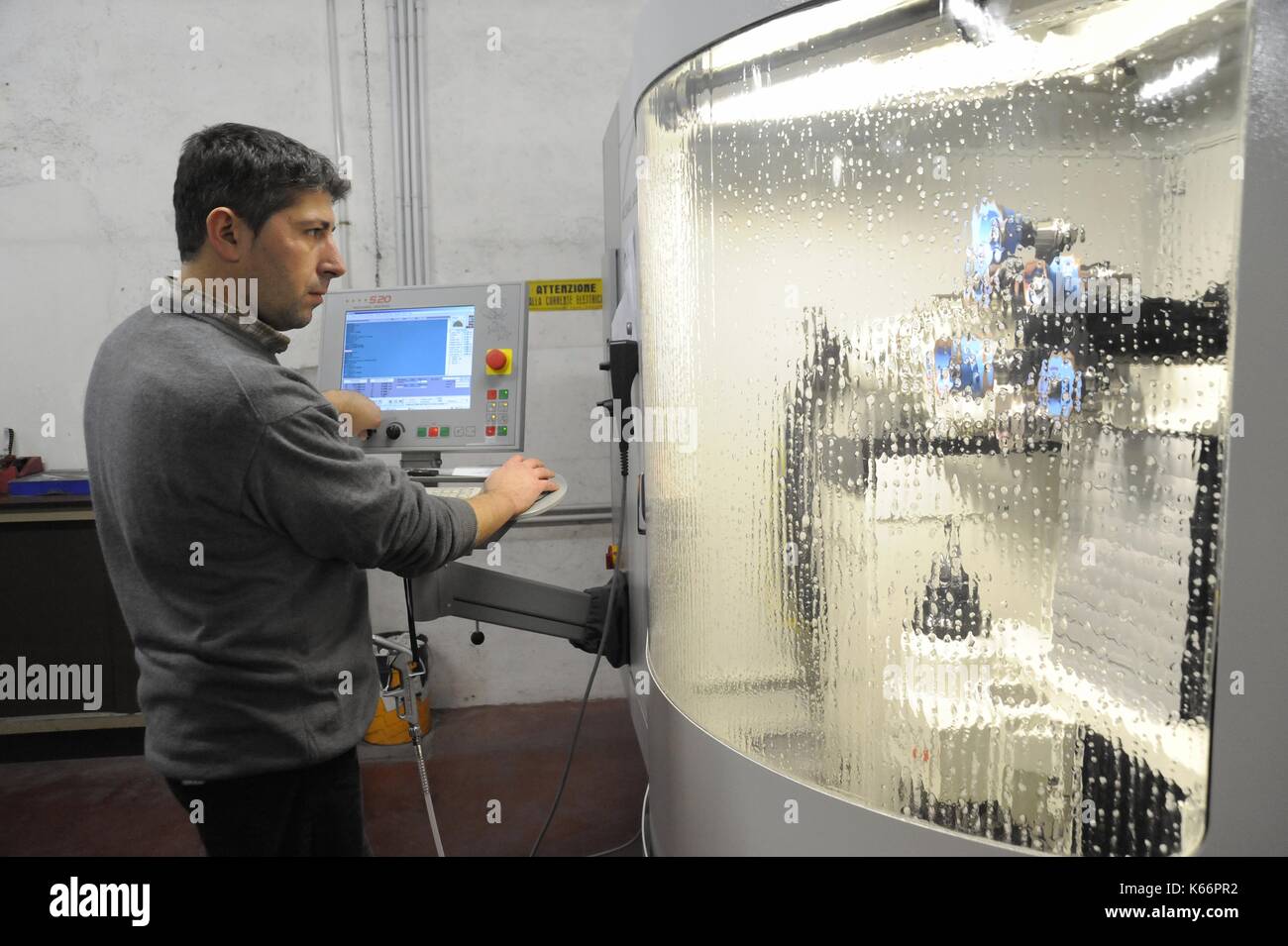 handicraft workshop for tool sharpening and high precision mechanics ...