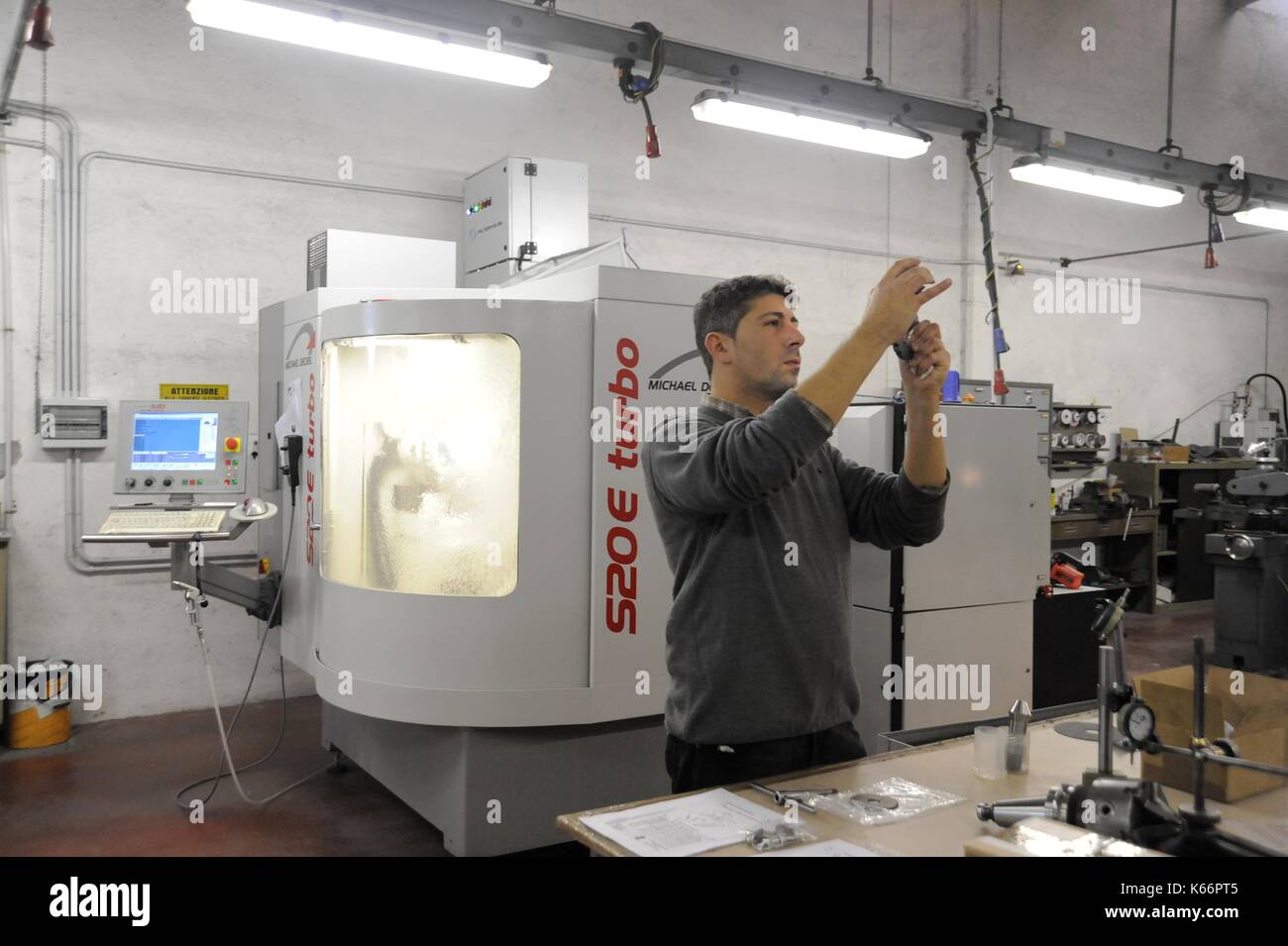 handicraft workshop for tool sharpening and high precision mechanics ...