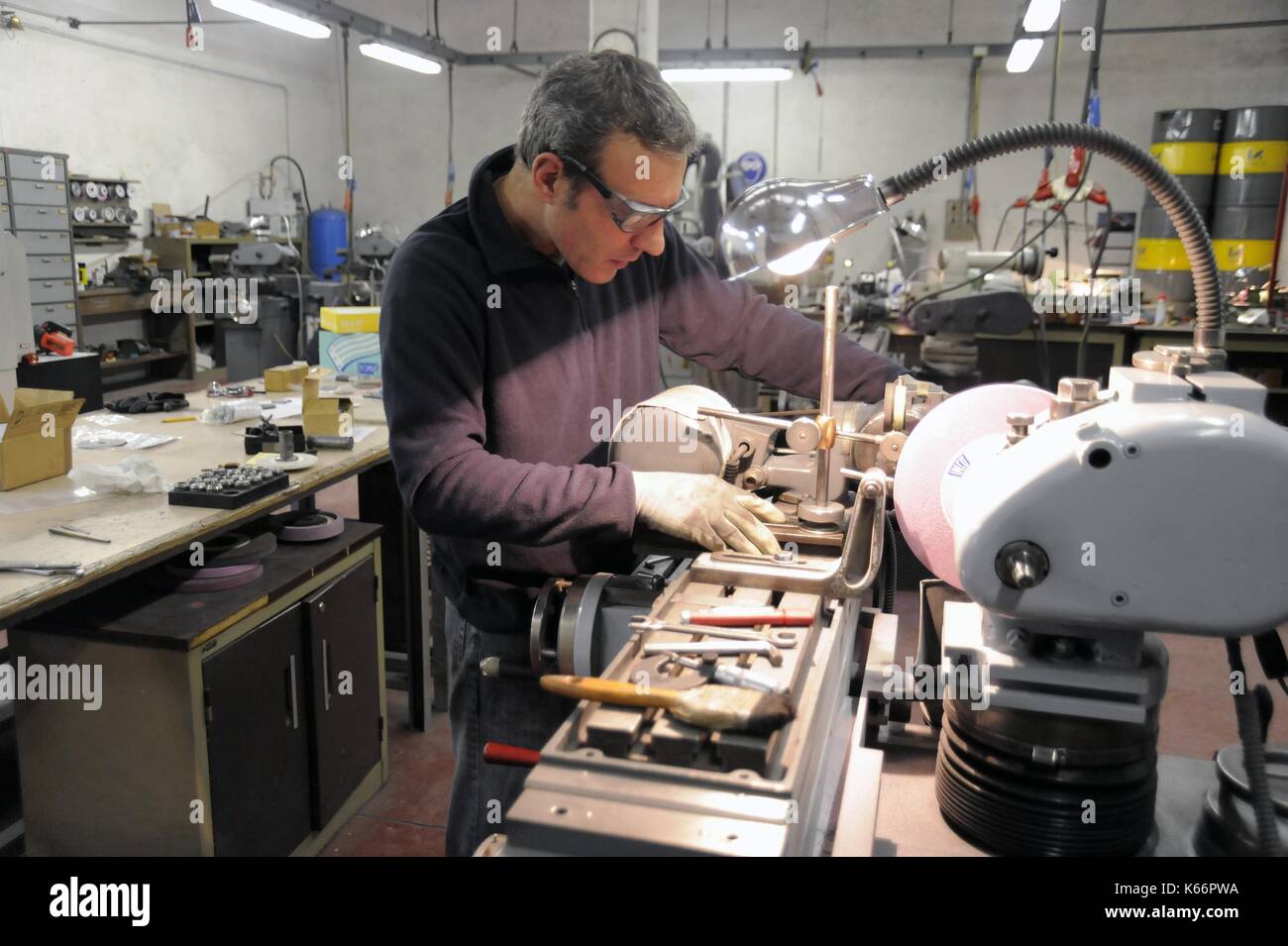 handicraft workshop for tool sharpening and high precision mechanics ...