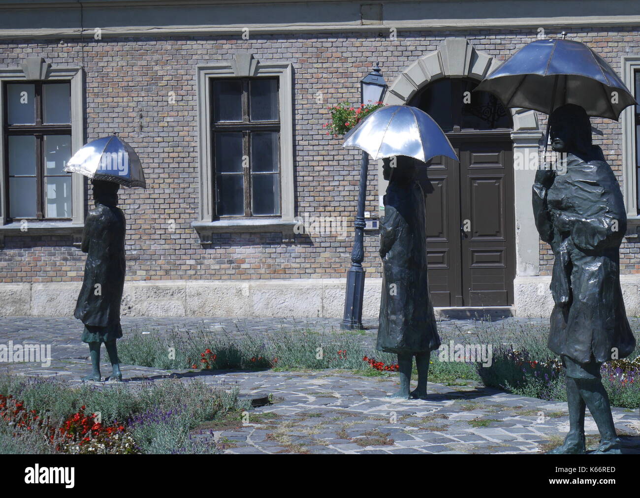 Bronze statues of women with umbrellas, by Imre Varga, Fo ter, Obuda ...
