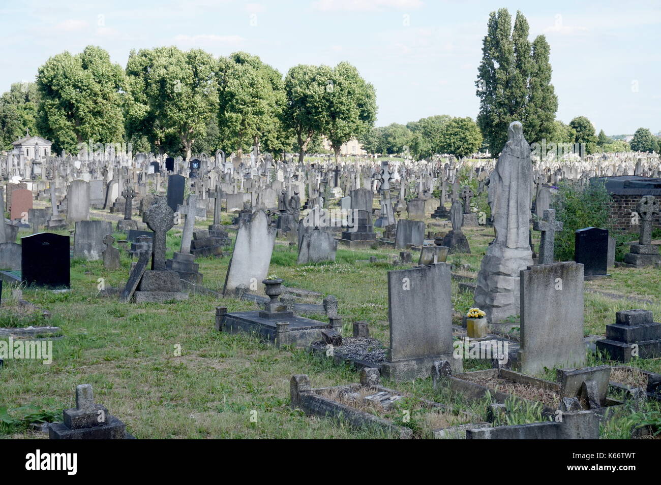 City road cemetery hi-res stock photography and images - Alamy