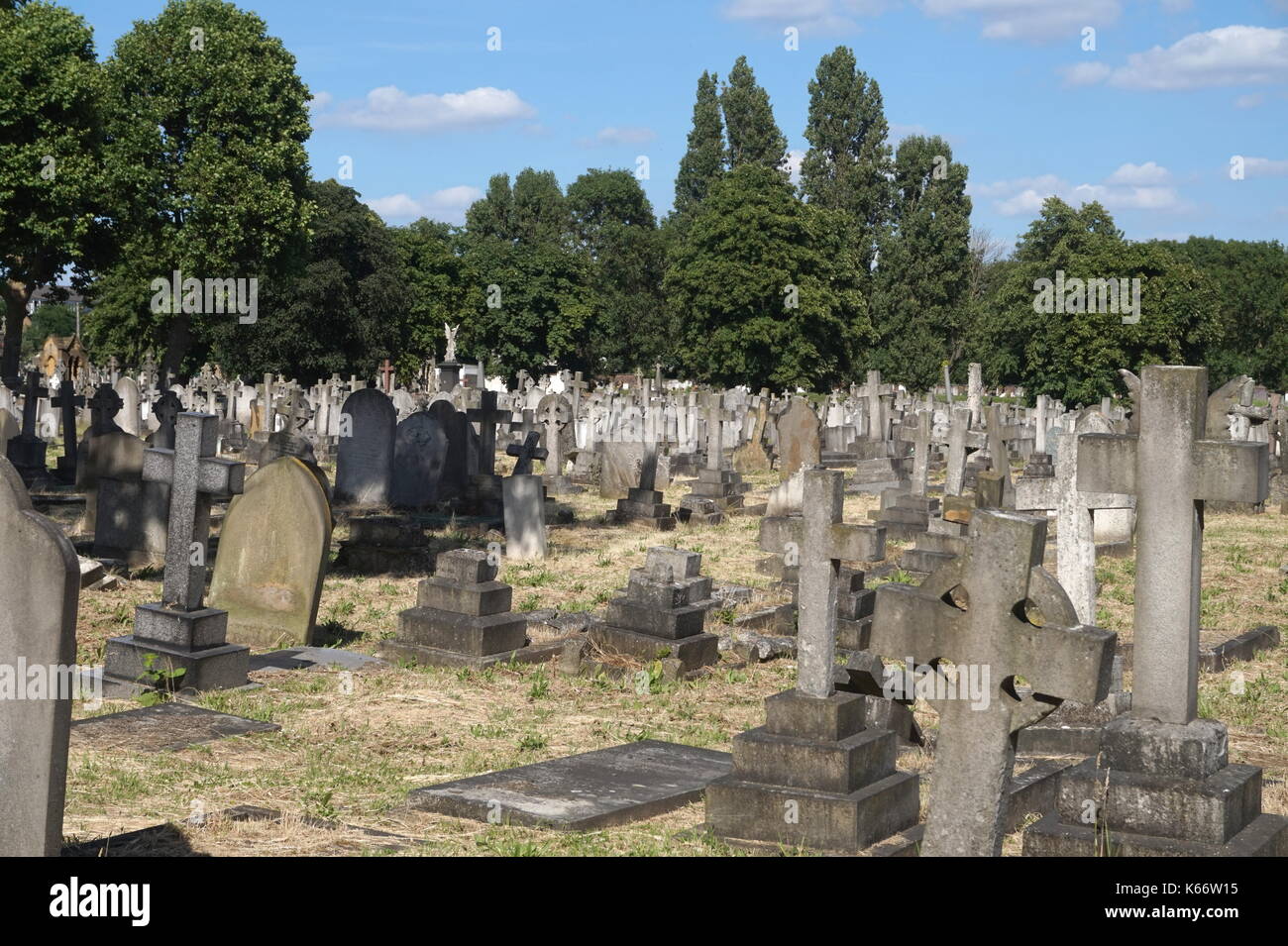 Saint marys roman catholic cemetery hi-res stock photography and images ...