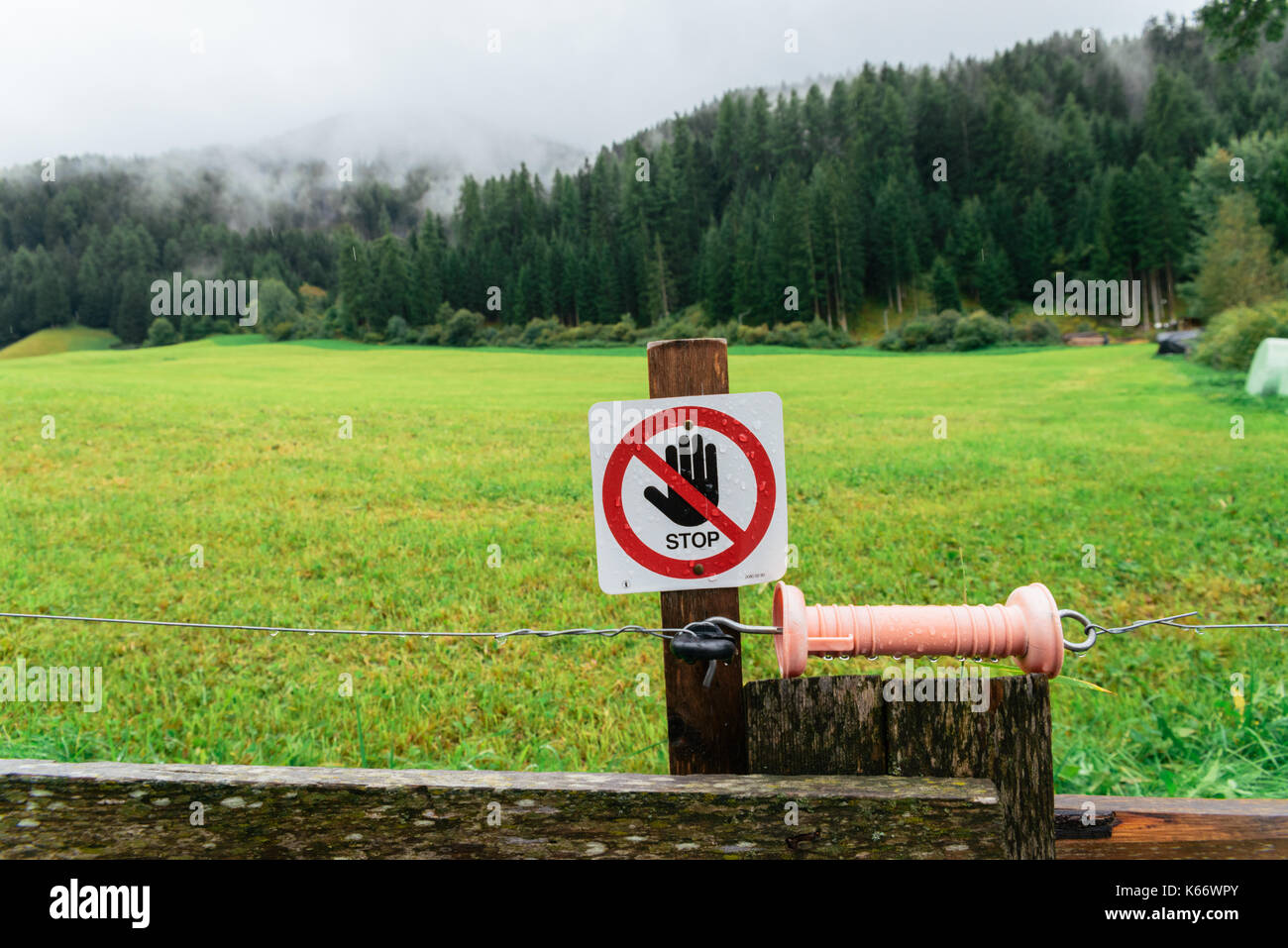 Depression wire hi-res stock photography and images - Alamy