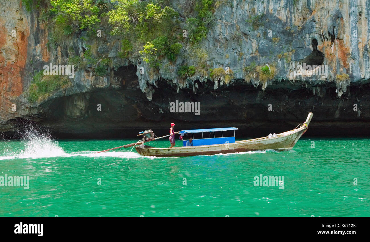 Log tail boat hi-res stock photography and images - Alamy