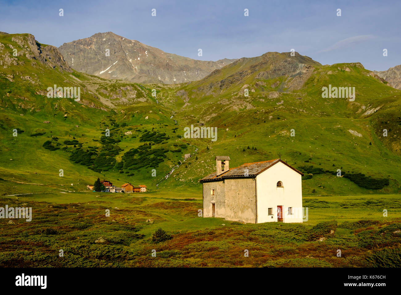 Roc hi-res stock photography and images - Alamy