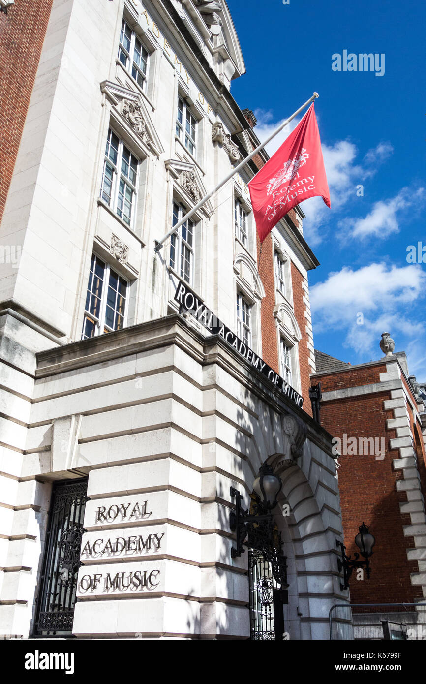 Royal academy school of architecture hi-res stock photography and ...