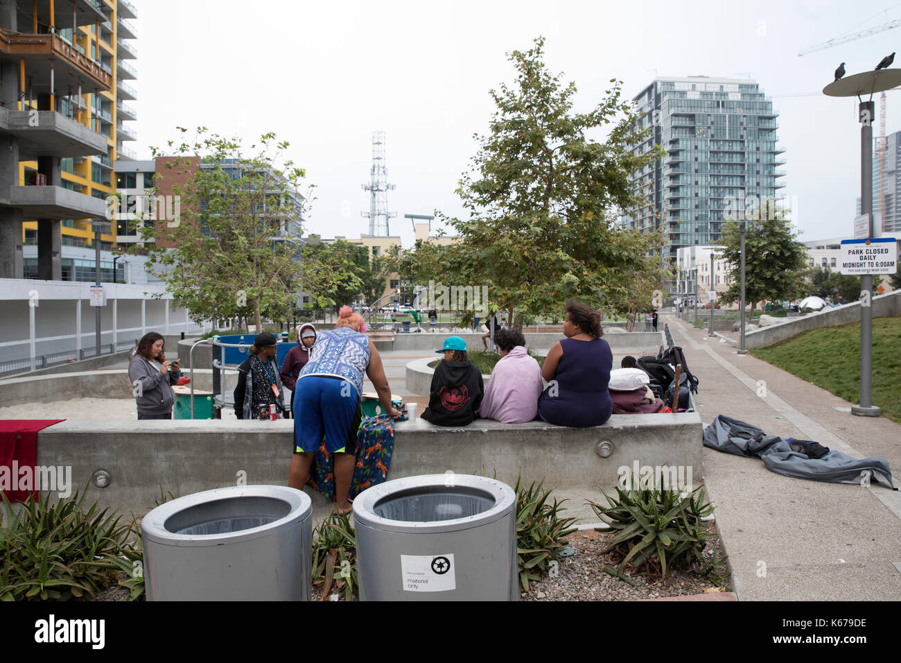 Homeless people in Fault Line Park in San Diego Stock Photo - Alamy