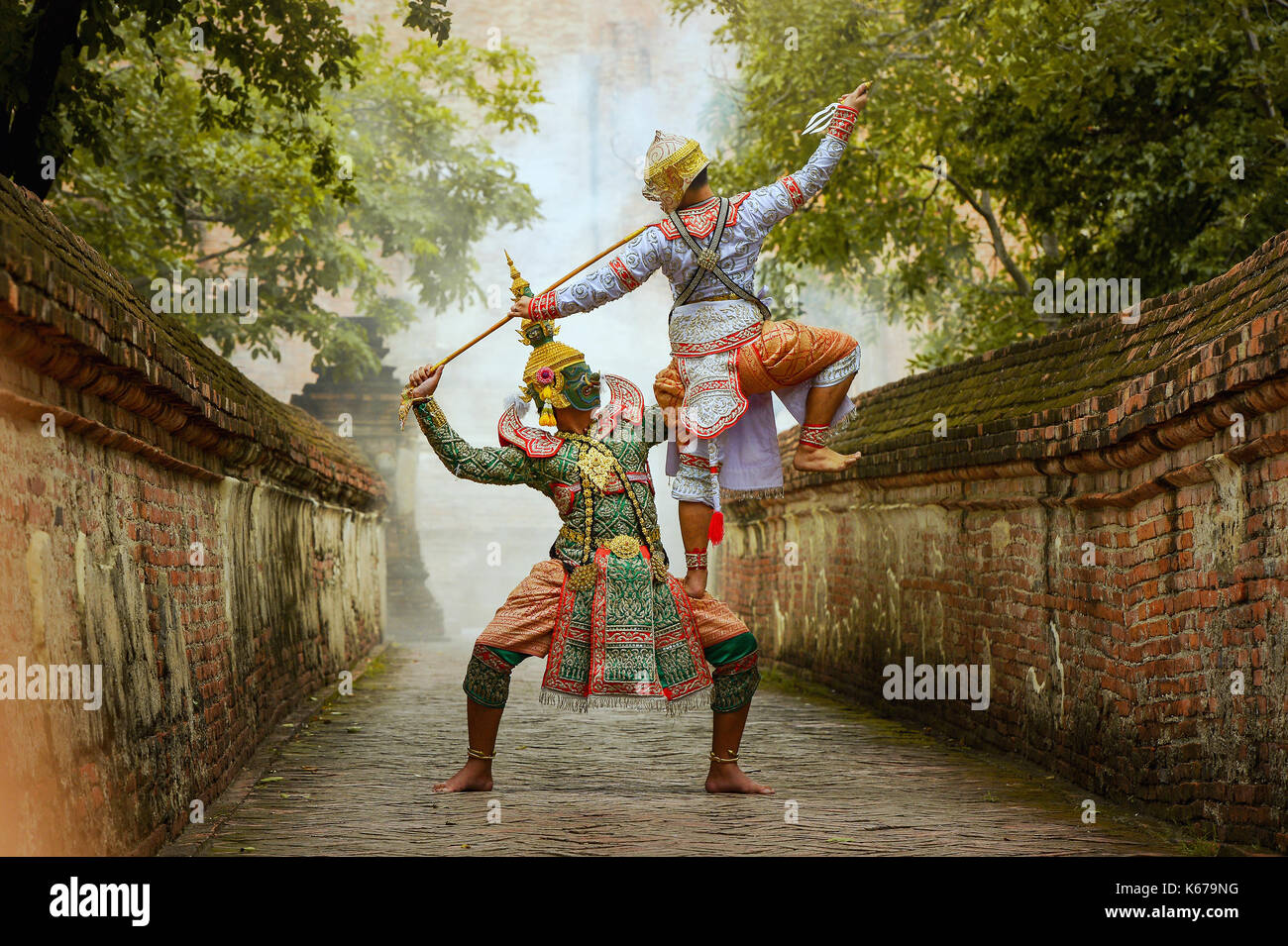 Khon characters hi-res stock photography and images - Alamy