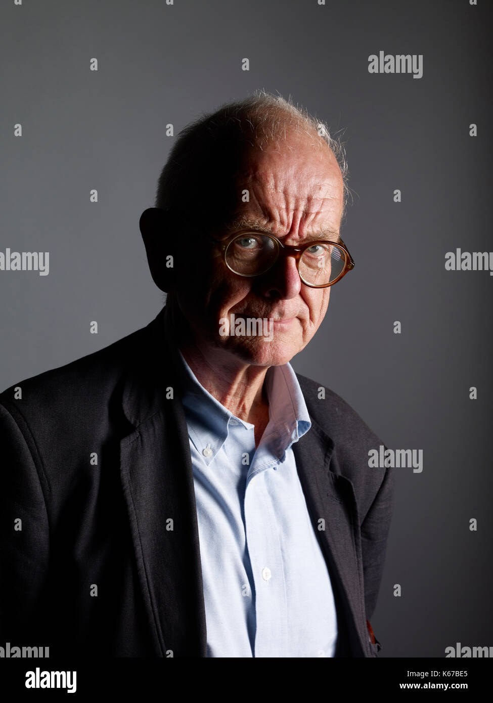 Neurosurgeon henry marsh hi-res stock photography and images - Alamy