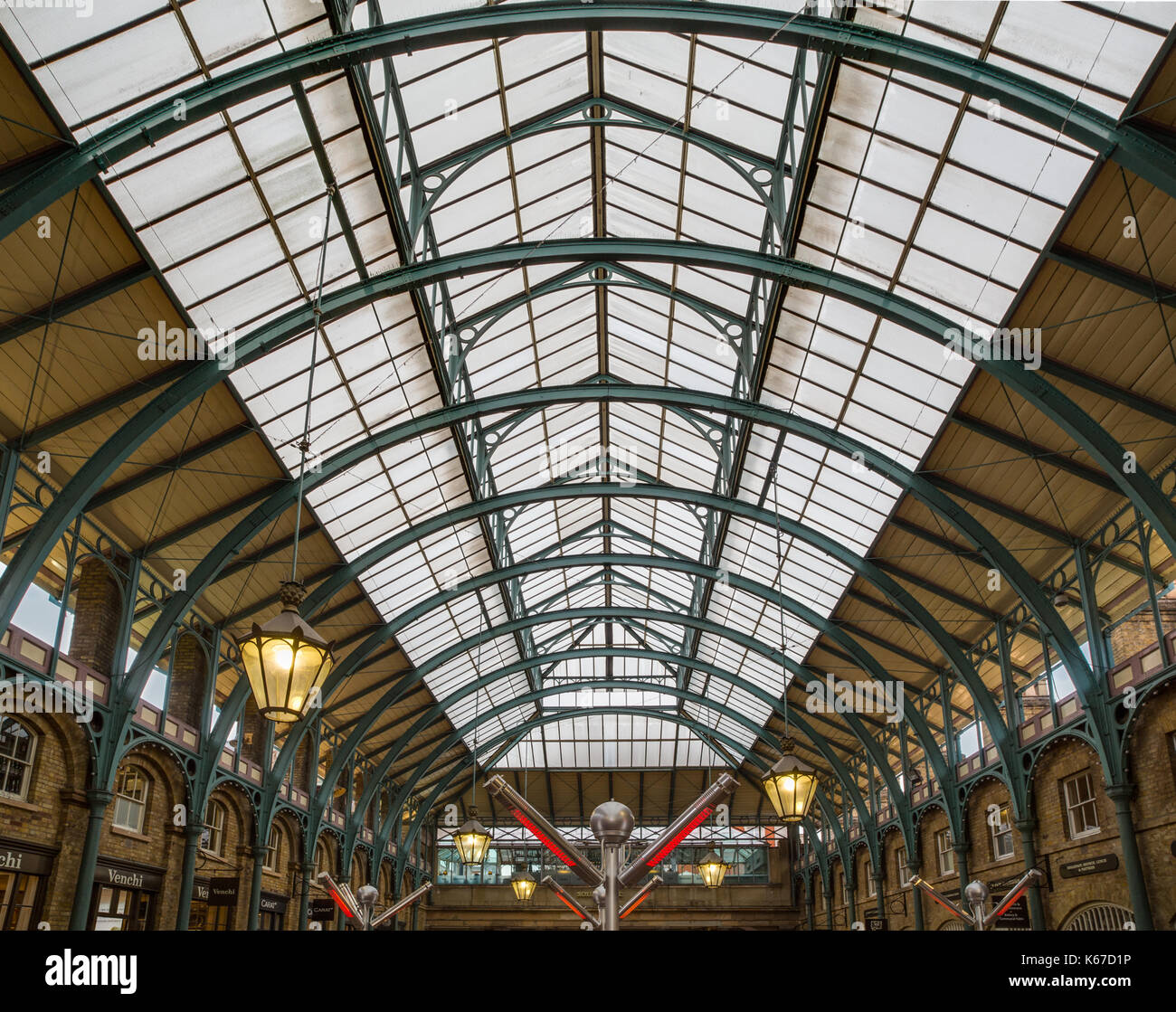 Interior shots hi-res stock photography and images - Alamy