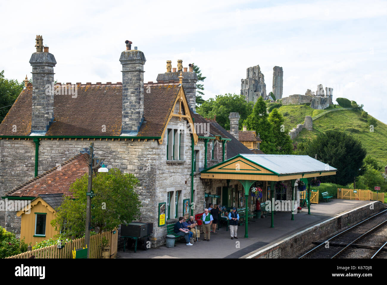 Corfe castle train station, Dorset, England Stock Photo - Alamy
