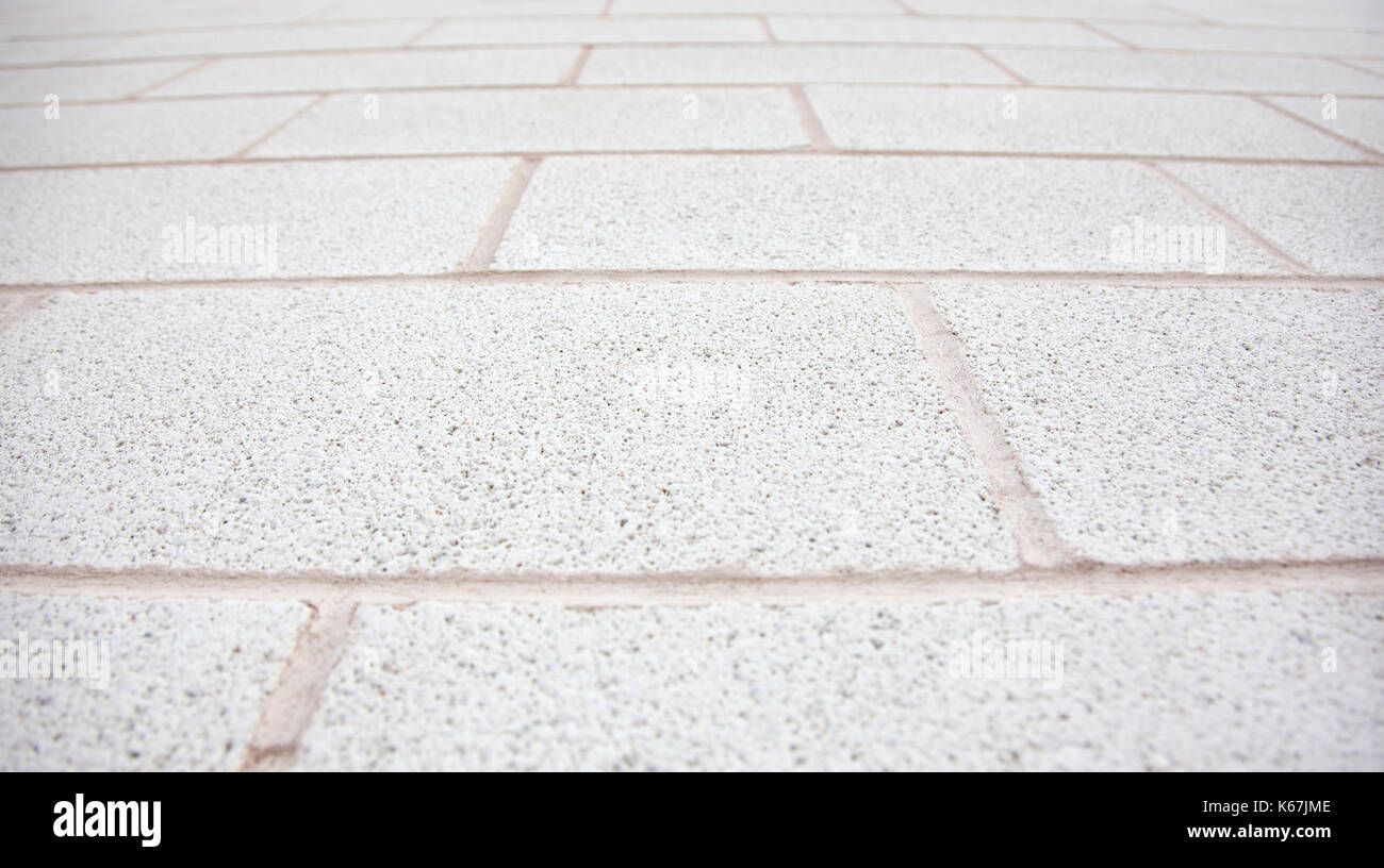 Grey building hi-res stock photography and images - Alamy