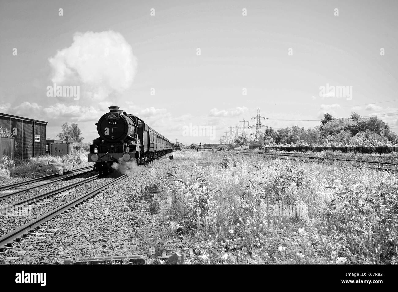 "King Edward I" at Severn Tunnel Junction Station with a train for the ...