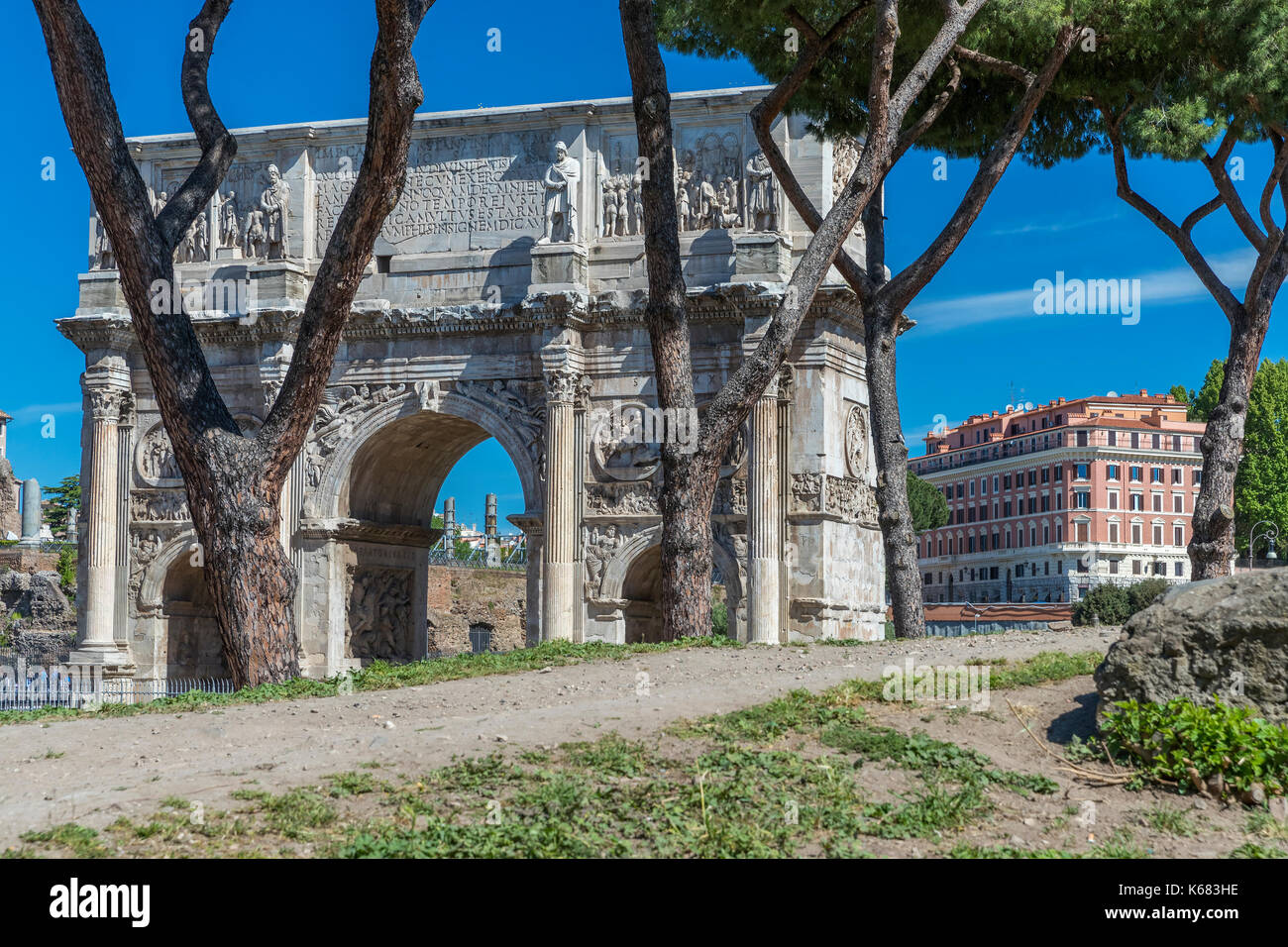 Arch of Constantine South side, from Via triumphalis, Colosseum to ...