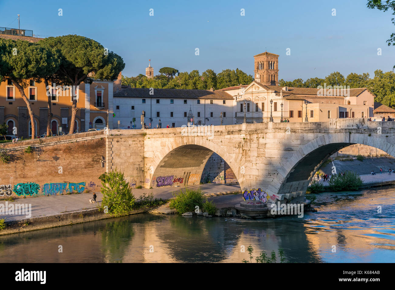 Basilica san bartolomeo allisola hi-res stock photography and images ...