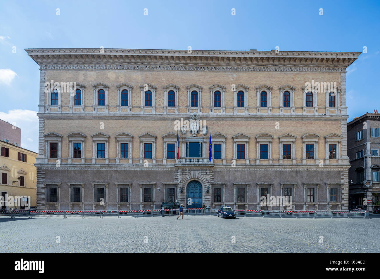 Palazzo farnese and rome hi-res stock photography and images - Alamy