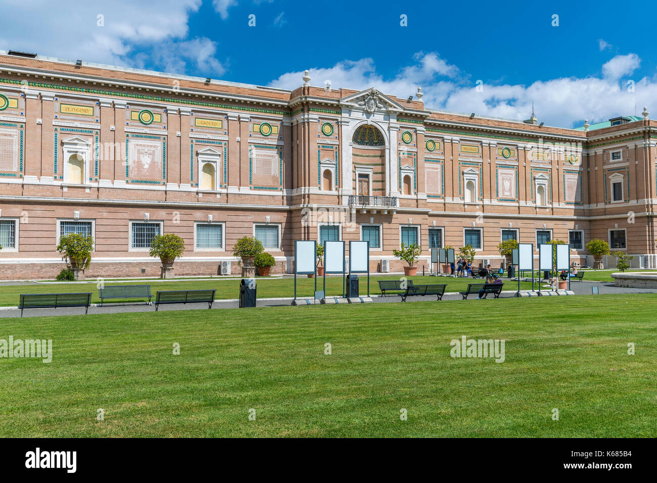 Catholic museum hi-res stock photography and images - Alamy