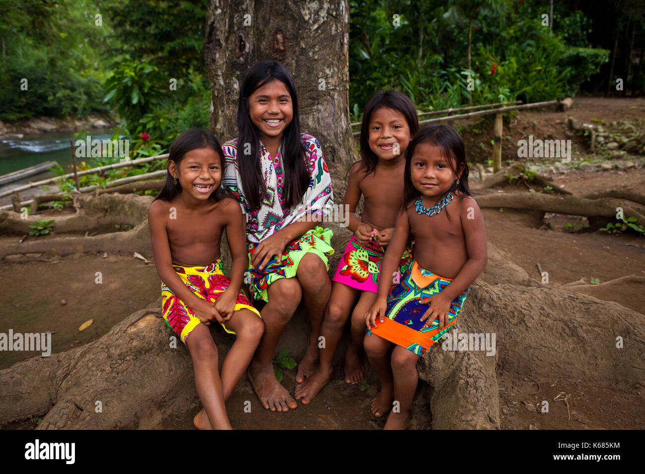 Embera children hi-res stock photography and images - Alamy