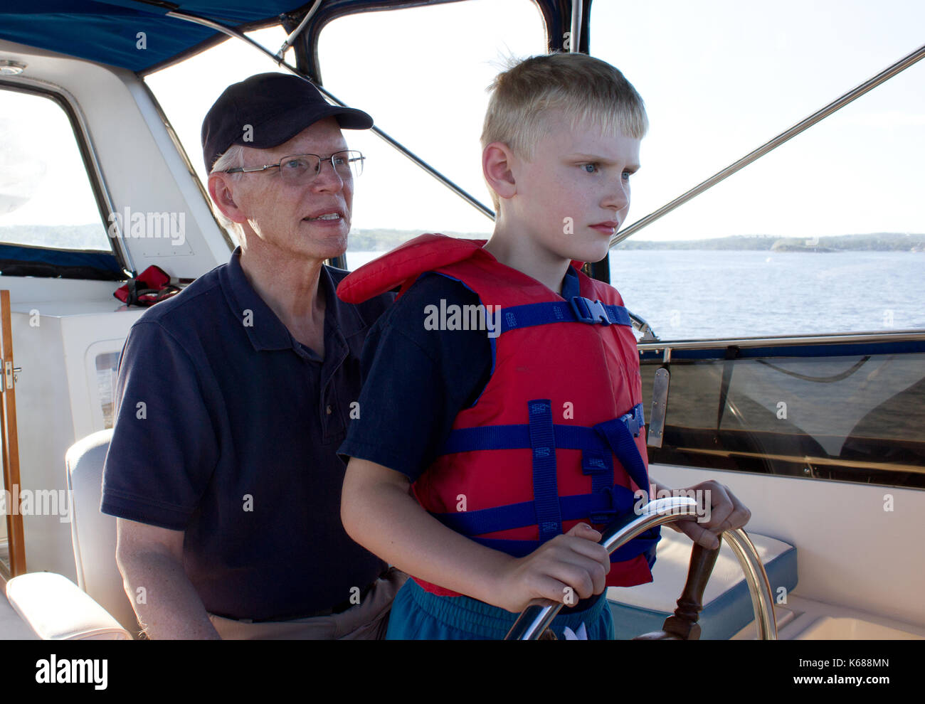 Helm of ship hi-res stock photography and images - Alamy