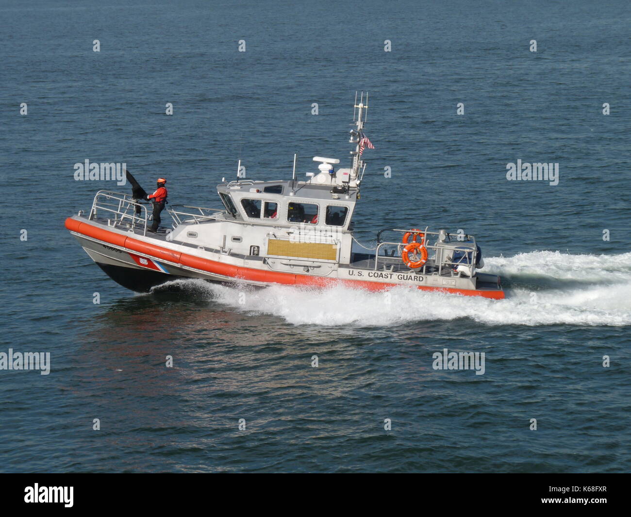 New York City coastguard, patrolling the river separating Staten Island ...