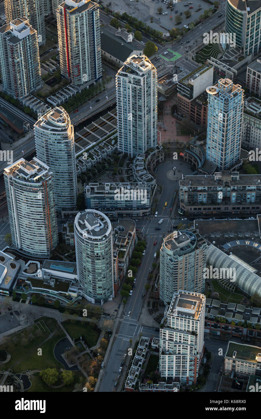Aerial view downtown vancouver on hi-res stock photography and images ...