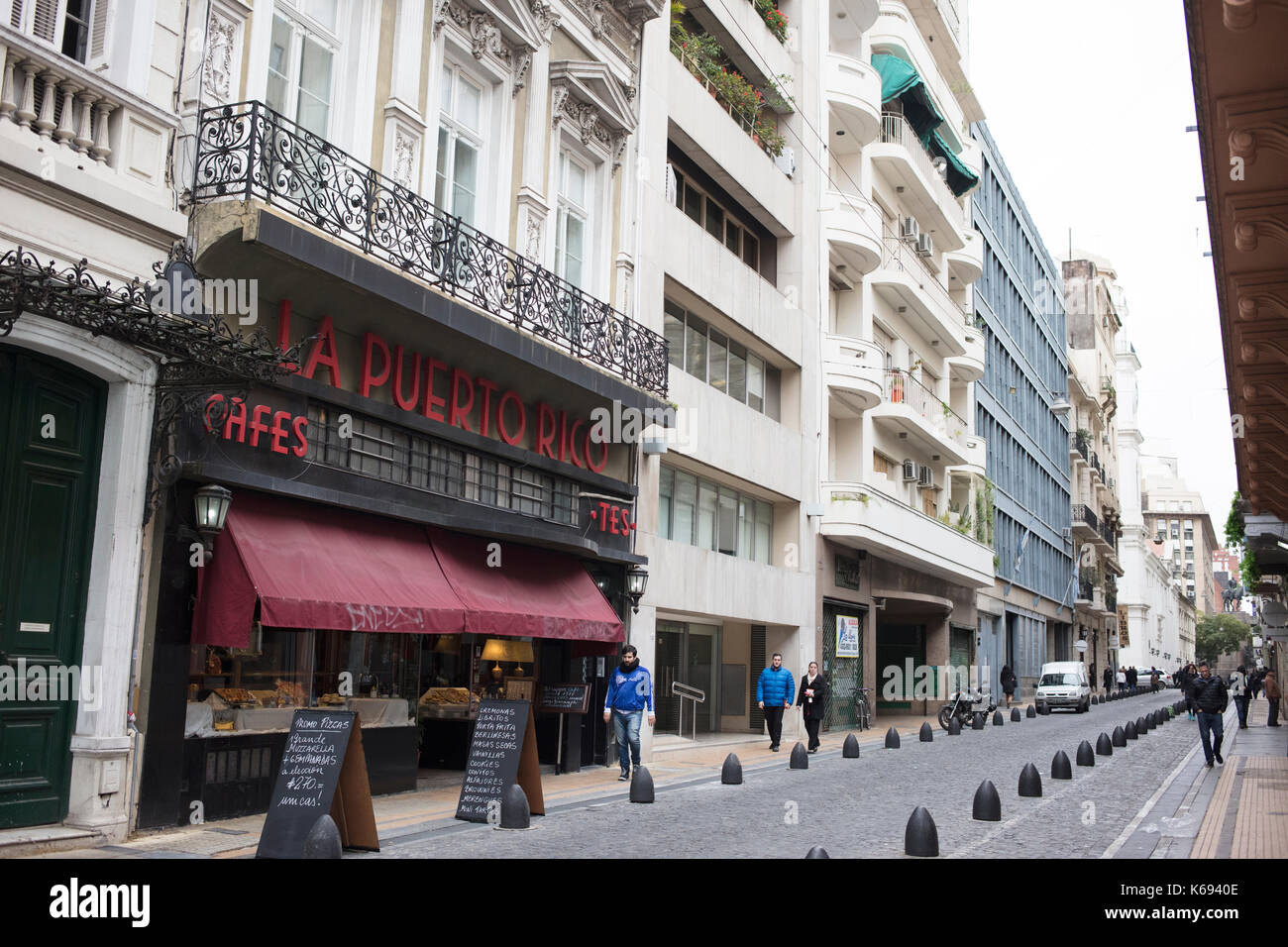 SAN TELMO, BUENOS AIRES, ARGENTINA - SEPTEMBER 2017 - Cafe La Puerto ...