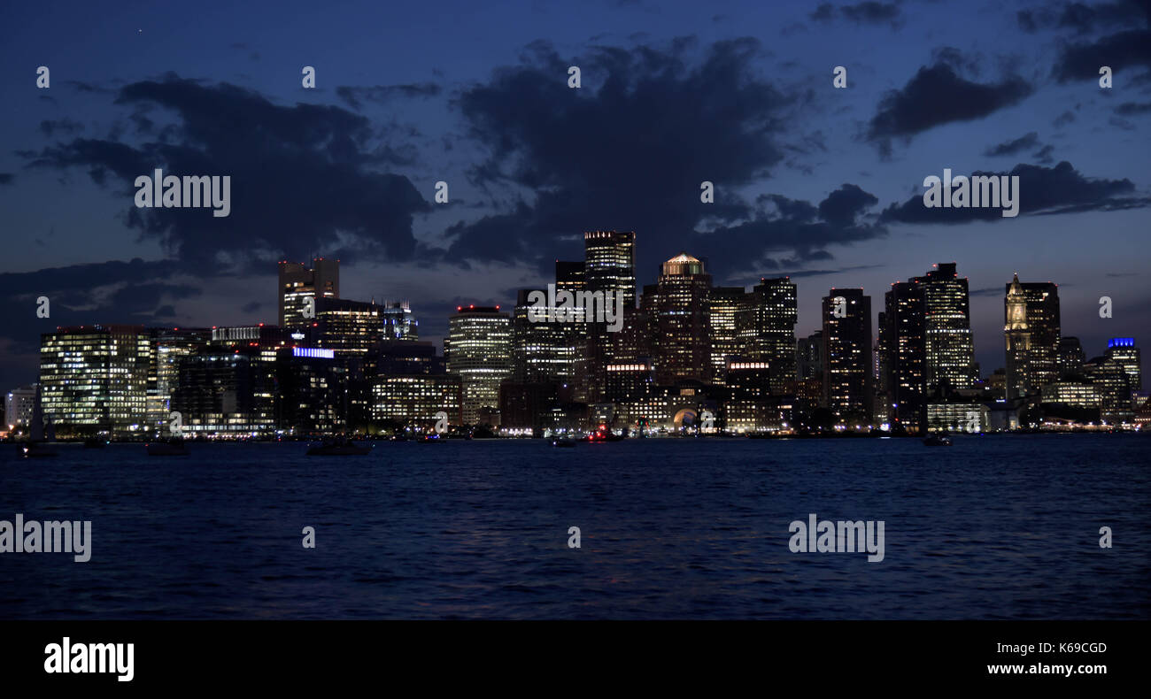 2017 new skyline hi-res stock photography and images - Alamy