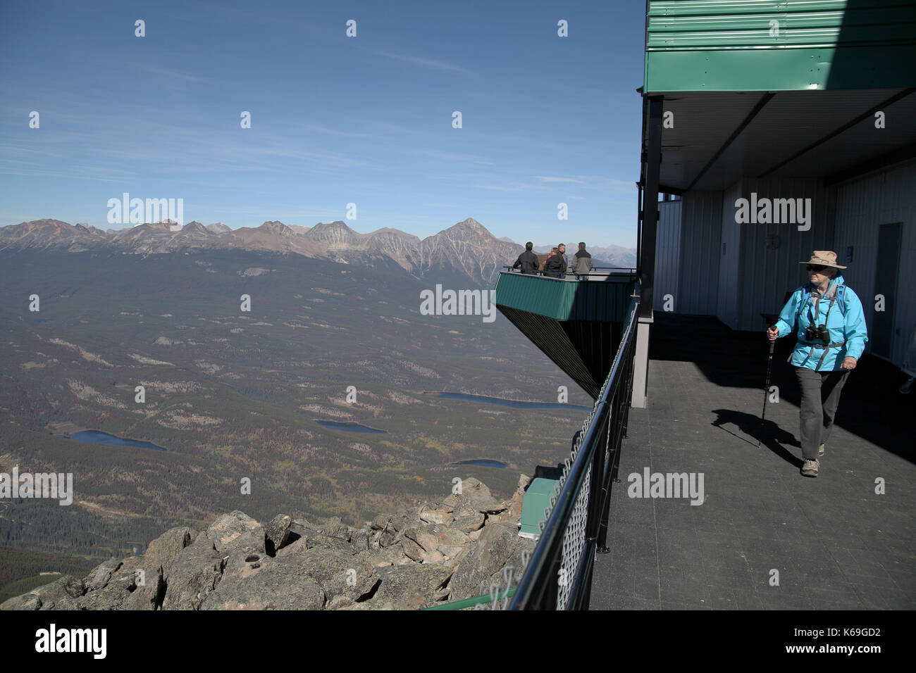 Gondola lift hi-res stock photography and images - Alamy