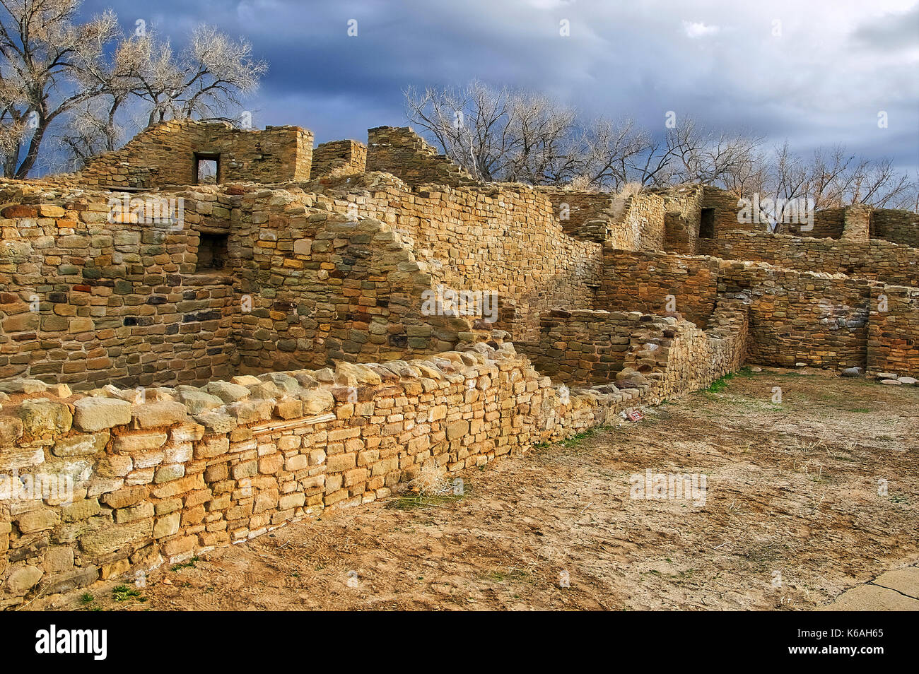 Aztec indian ruins hi-res stock photography and images - Alamy