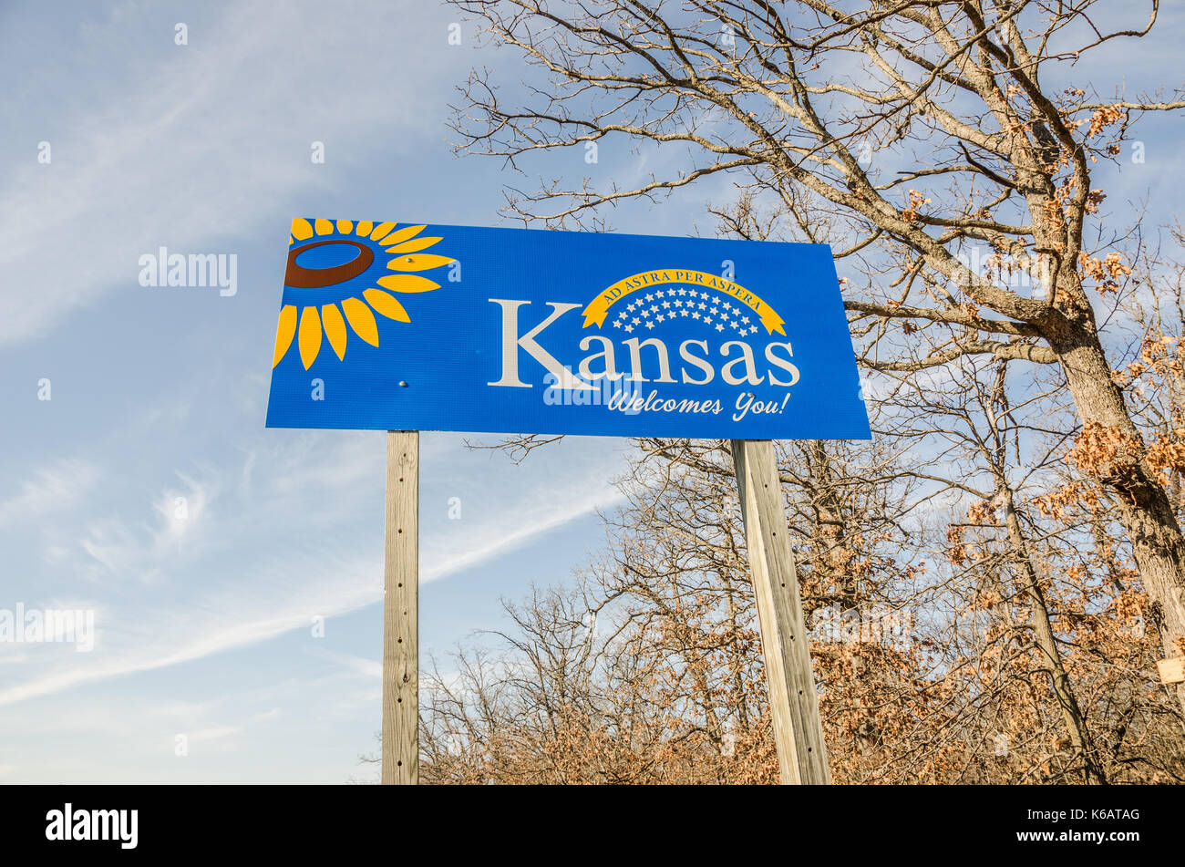 Welcome to kansas sign hi-res stock photography and images - Alamy