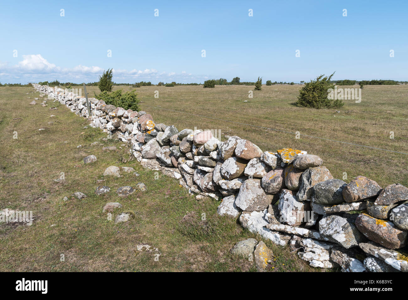 Traditional swedish fence hi-res stock photography and images - Alamy