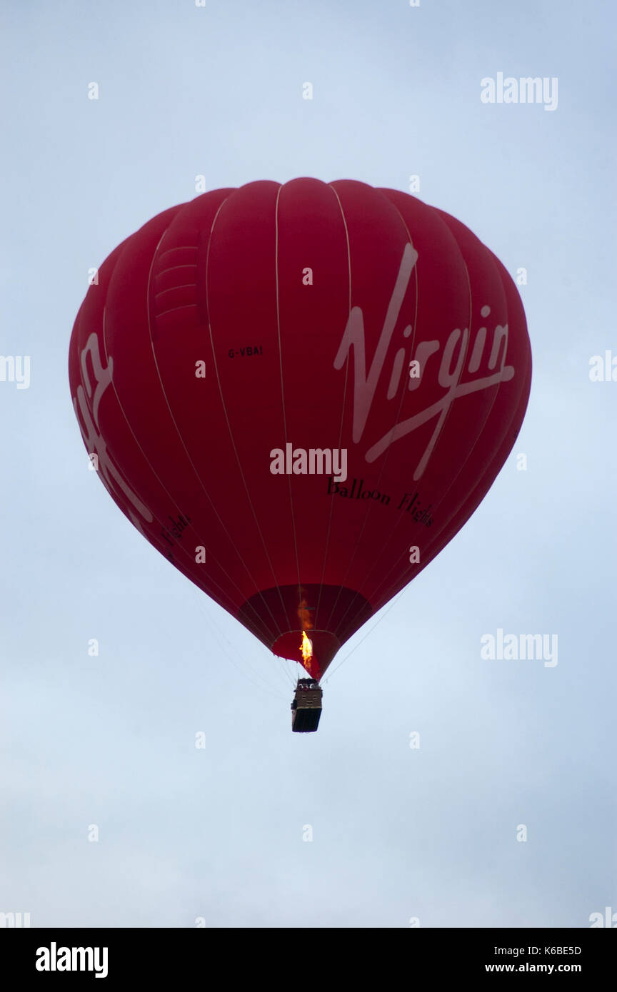 Virgin hot air balloon basket hi-res stock photography and images - Alamy