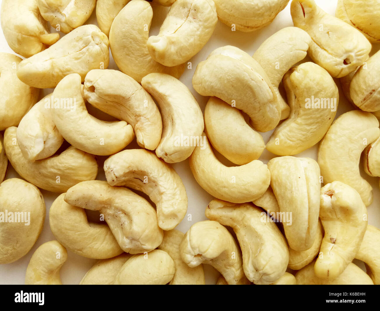 Kidney shaped nuts hi-res stock photography and images - Alamy