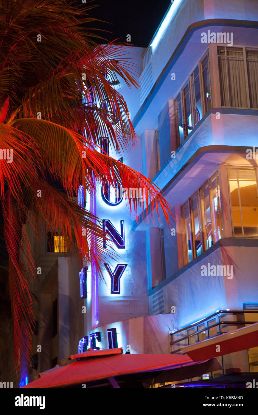 South beach miami strip night hi-res stock photography and images - Alamy