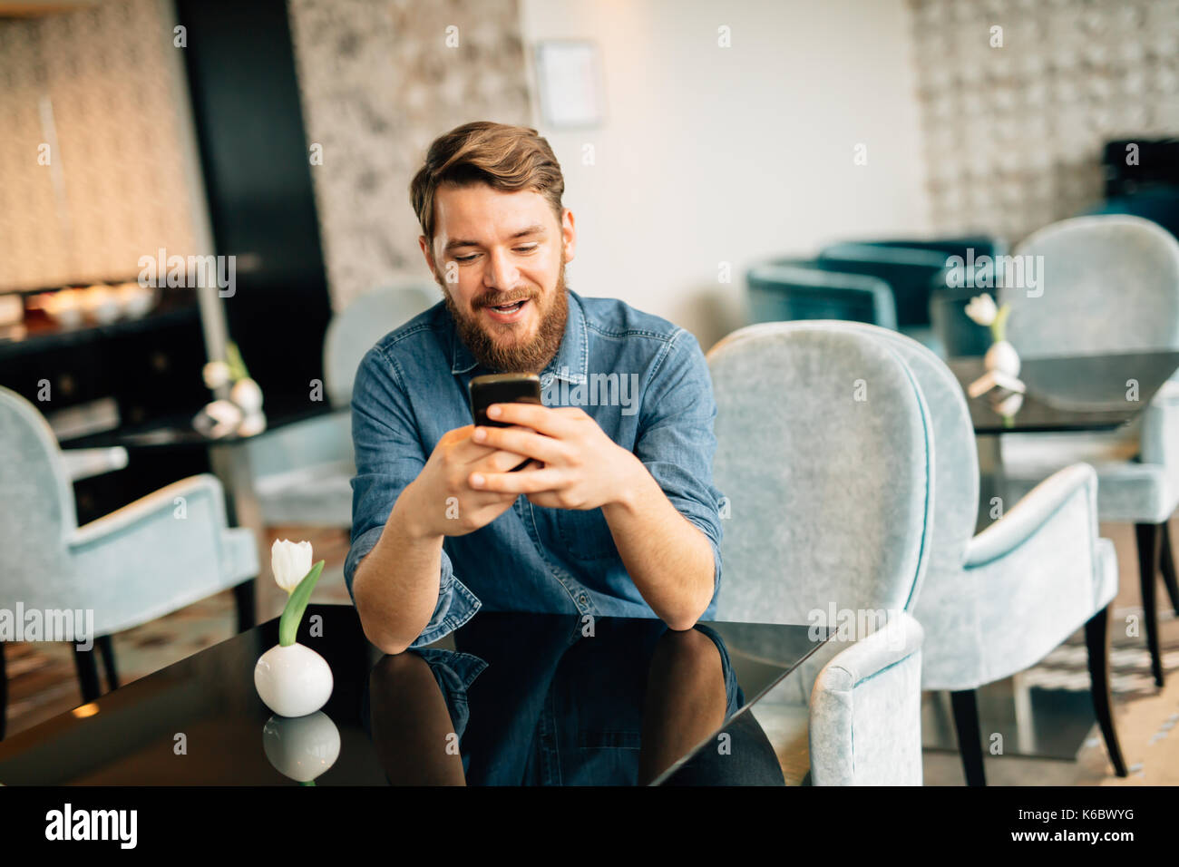 Casual restaurant interior hi-res stock photography and images - Alamy