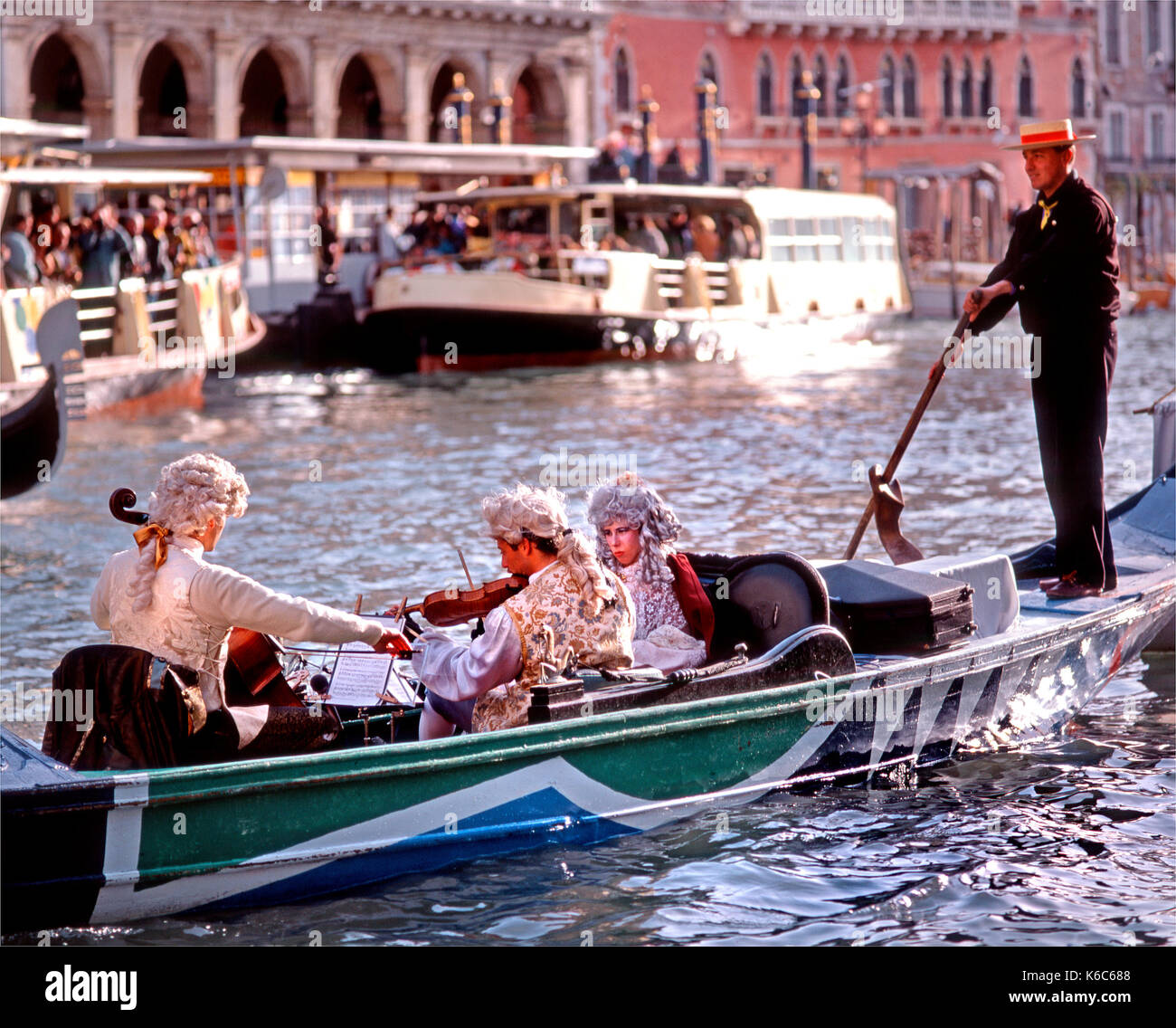 Playing In A Gondola High Resolution Stock Photography and Images - Alamy
