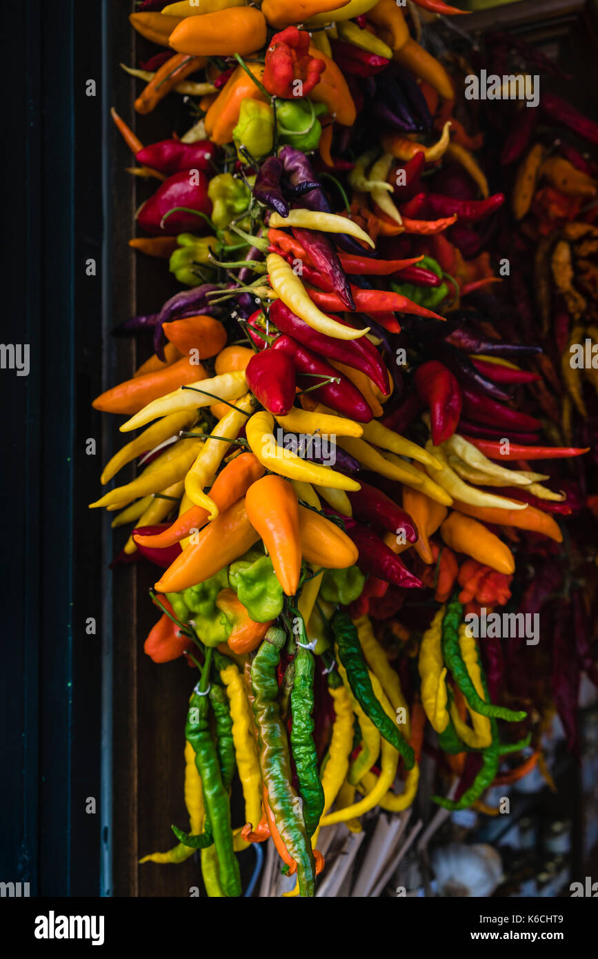 Peppers of different colors hi-res stock photography and images - Alamy