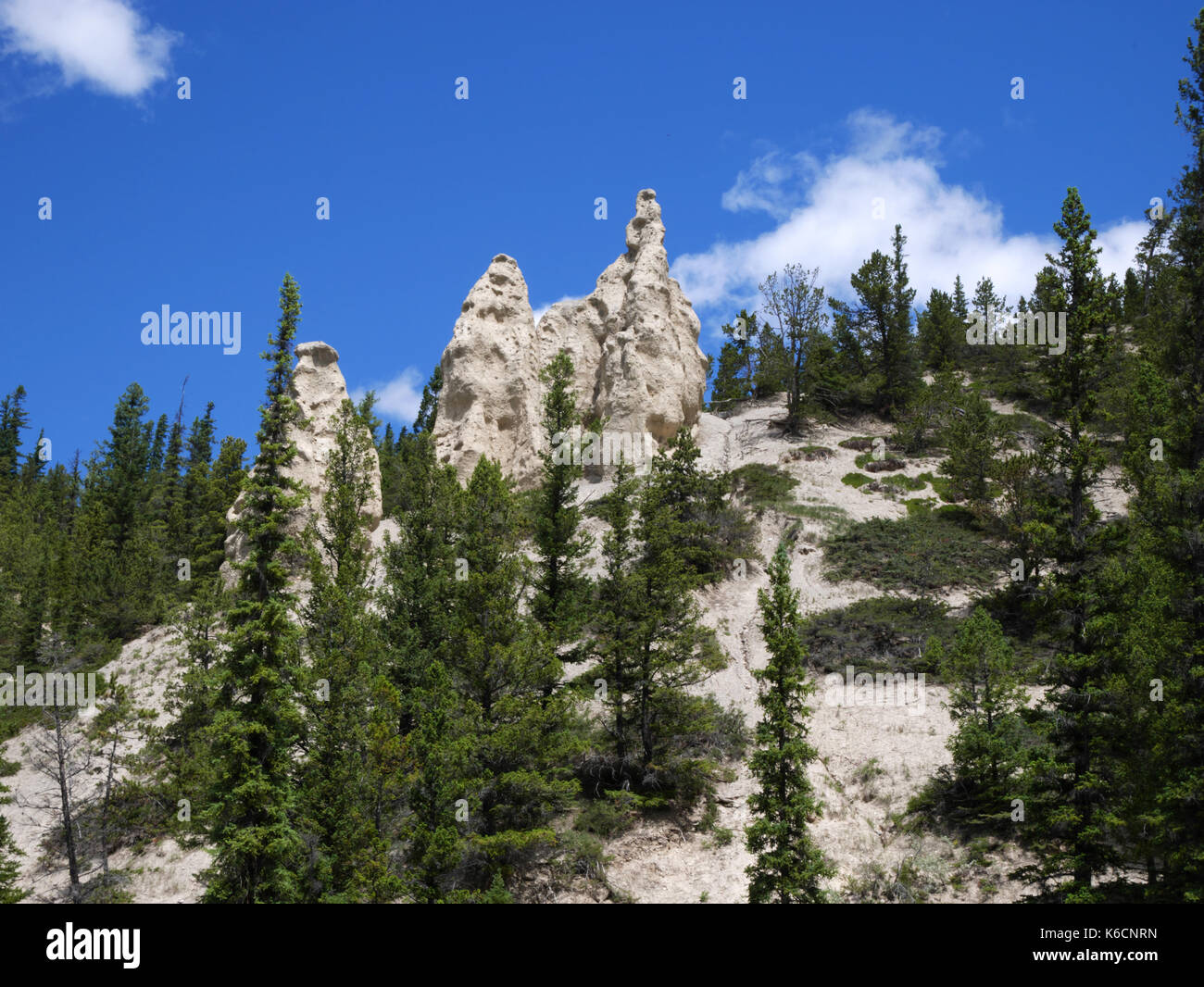 Hoodoos banff national park alberta hi-res stock photography and images ...
