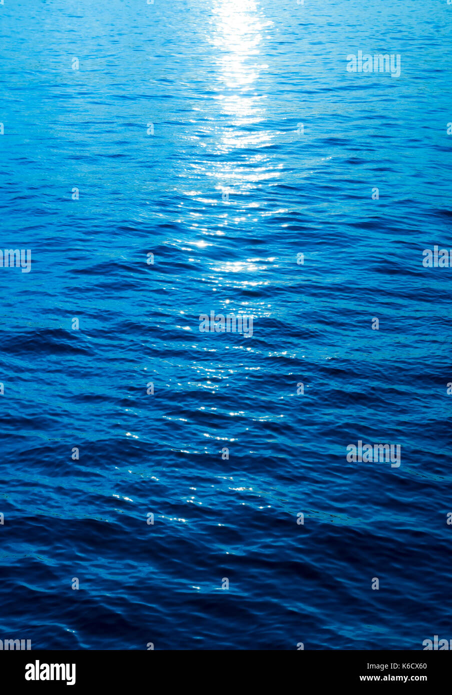 Sparkling light on sea hi-res stock photography and images - Alamy