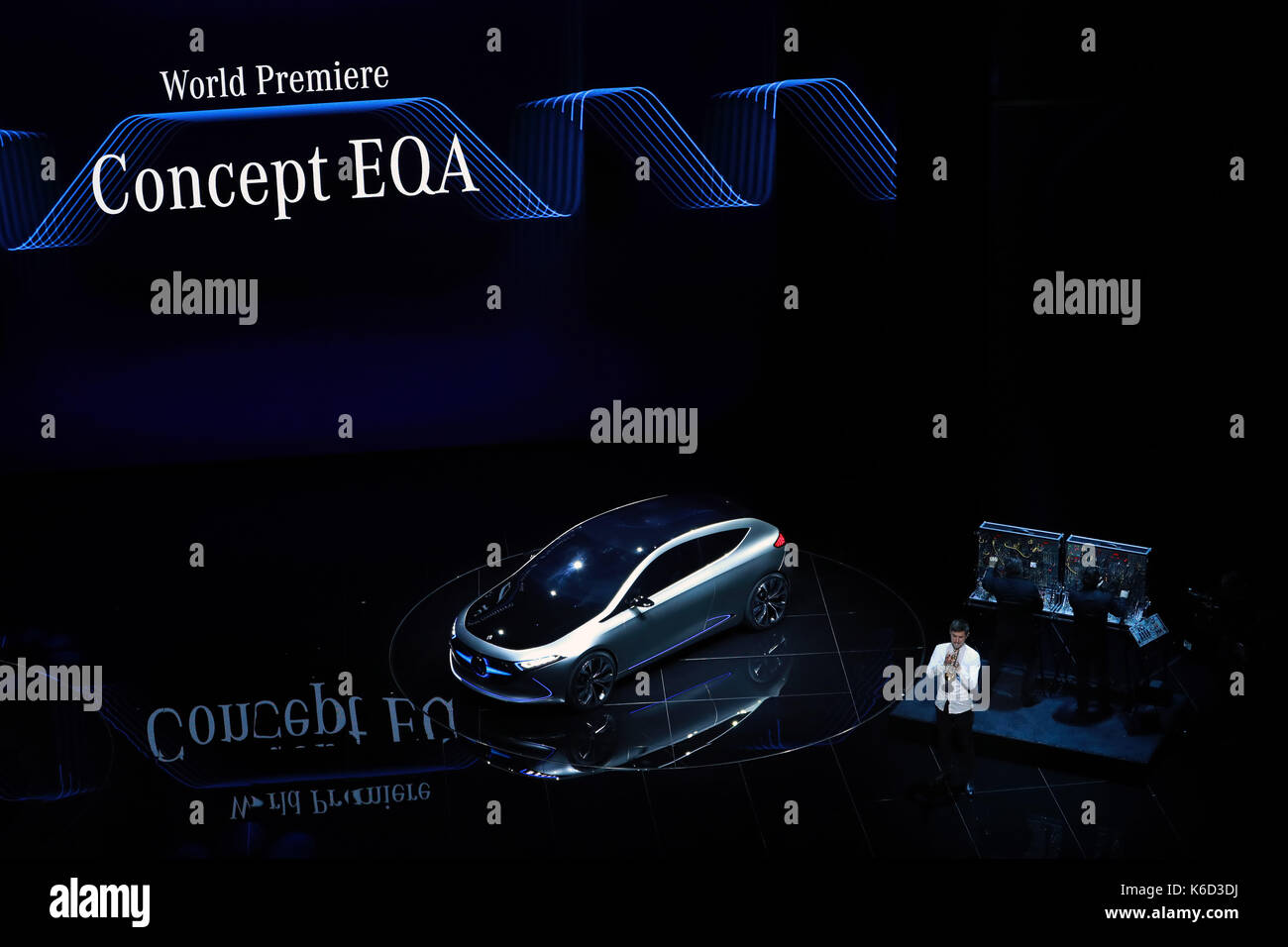 Mercedes benz press conference hi-res stock photography and images - Alamy
