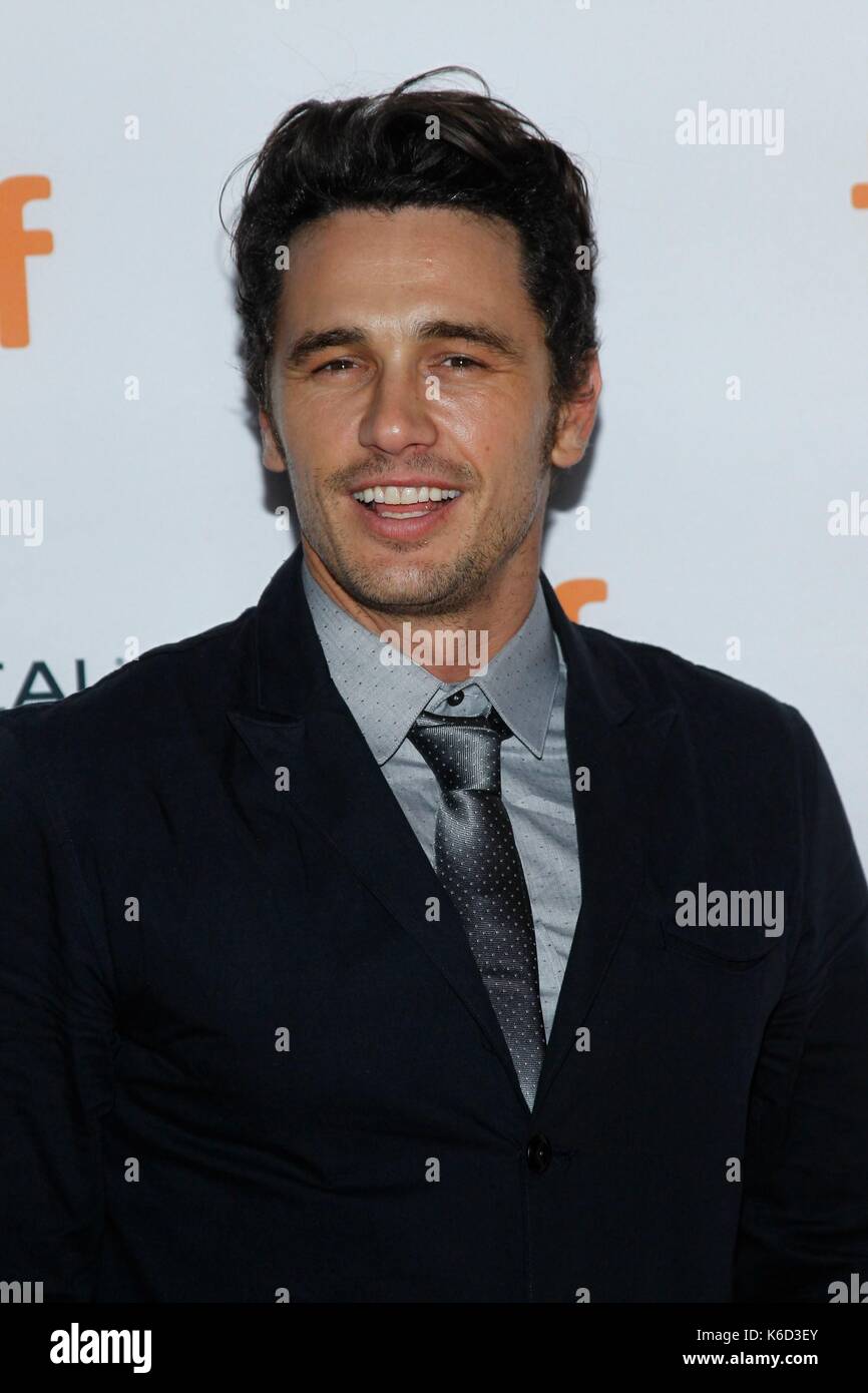 James franco disaster artist hi-res stock photography and images - Alamy