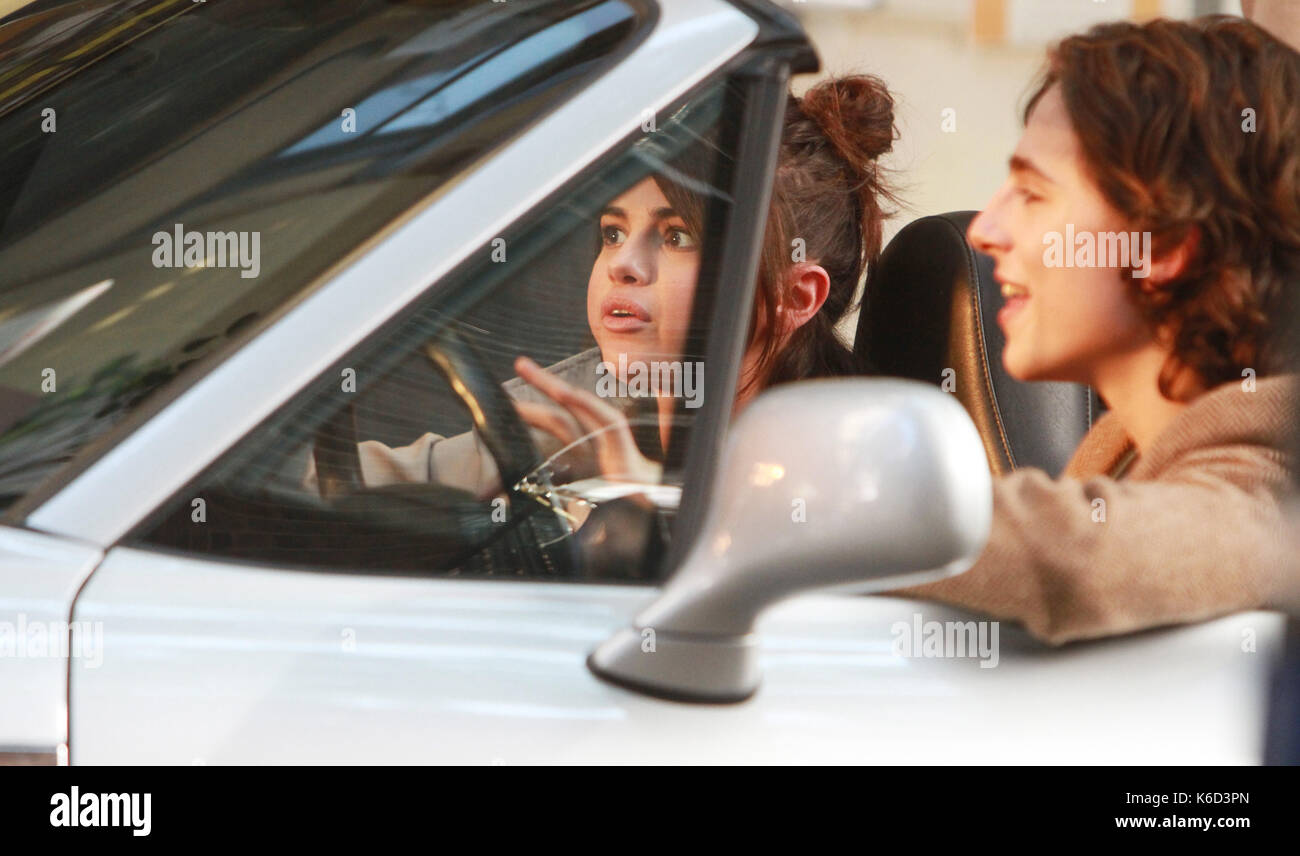 New York, New York, USA. 11th Sep, 2017. Selena GomezLe, Timothee Chalamet shooting on location ...