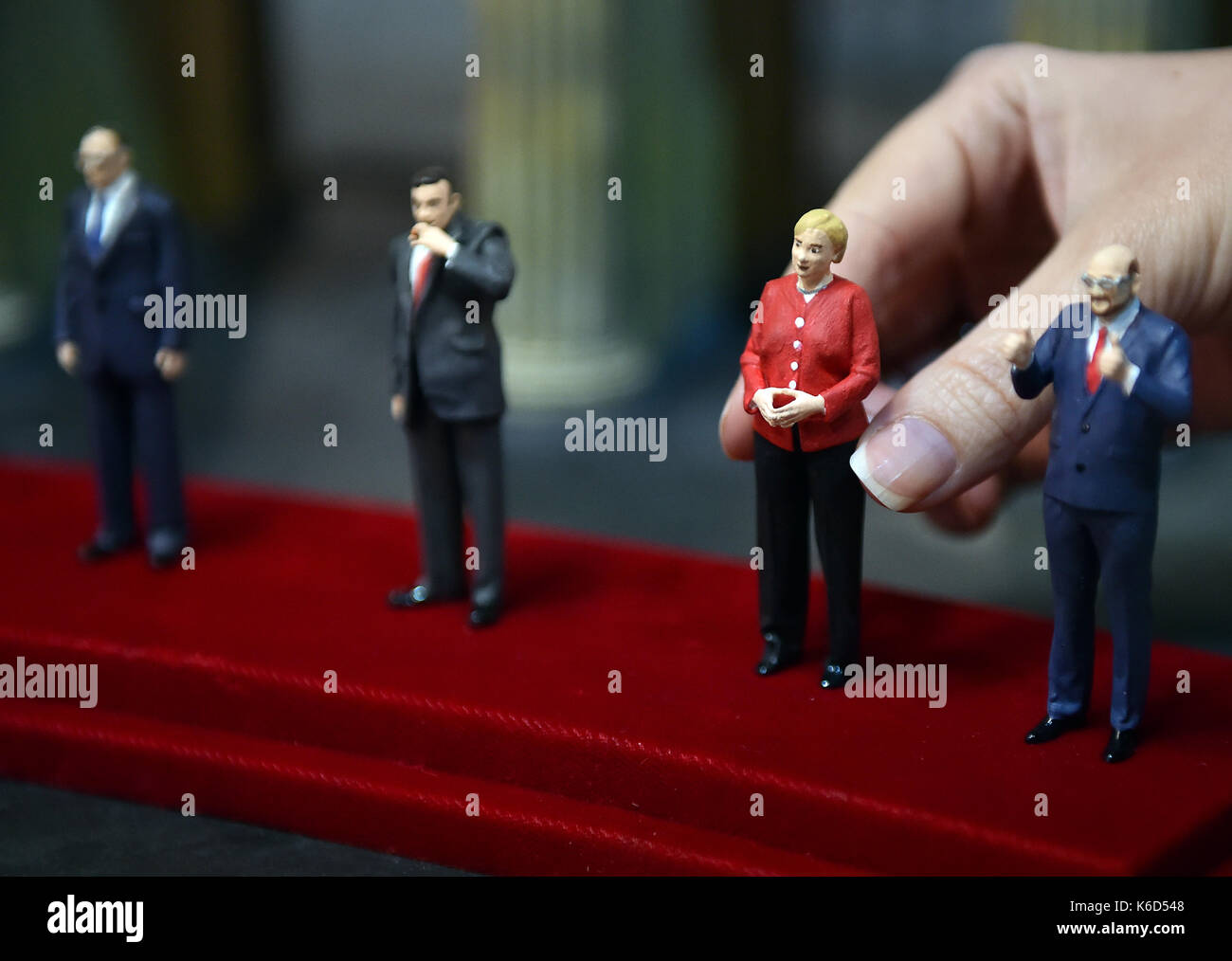 Berlin, Germany. 12th Sep, 2017. Miniature figures of the German ...