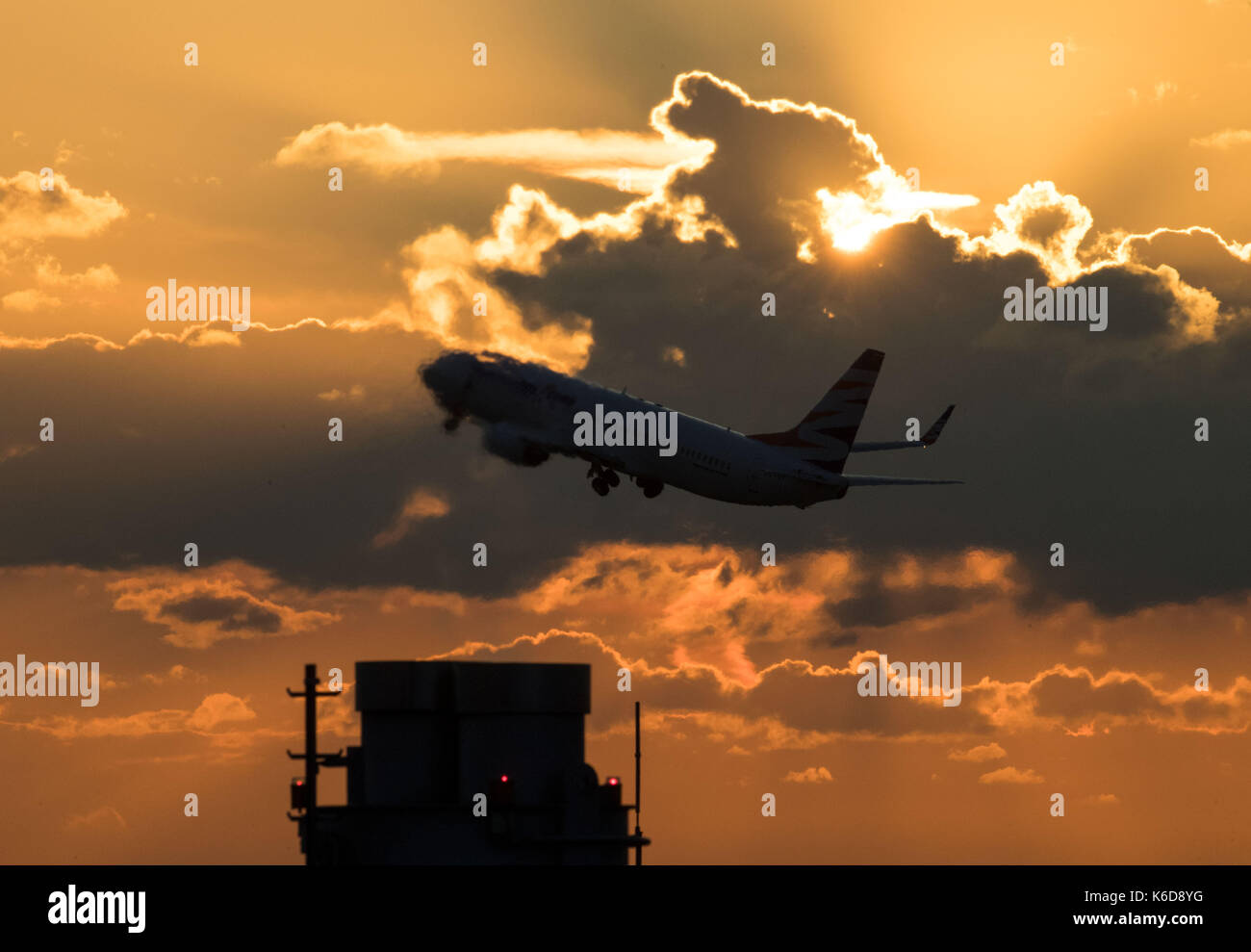 Deportation airplane hi-res stock photography and images - Alamy