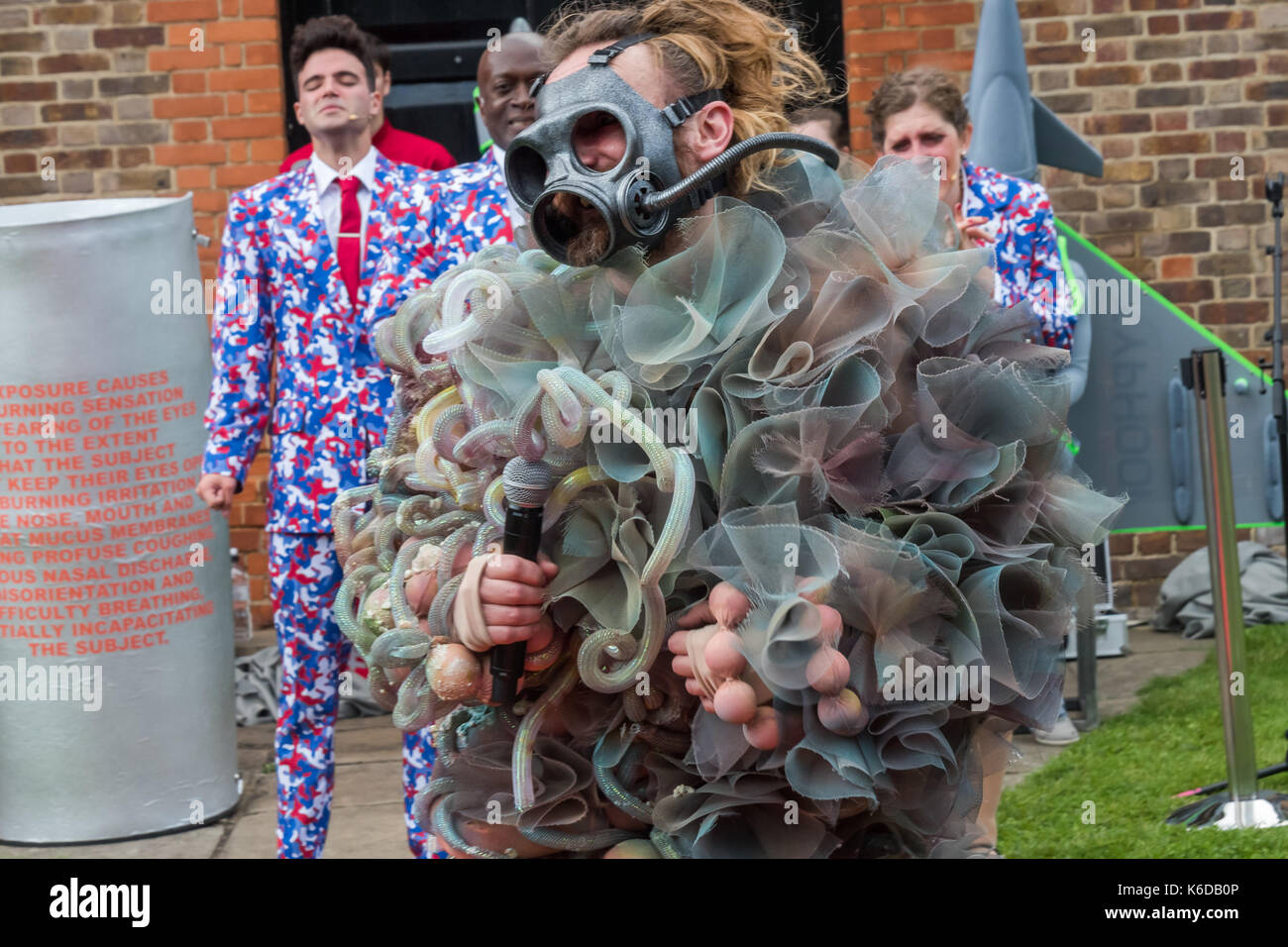 Riot control agent hi-res stock photography and images - Alamy