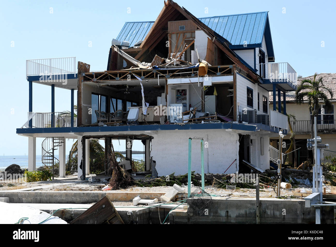 Cudjoe Key, FL, USA. 12th Sep, 2017. Hurricane Irma's powerful winds ...
