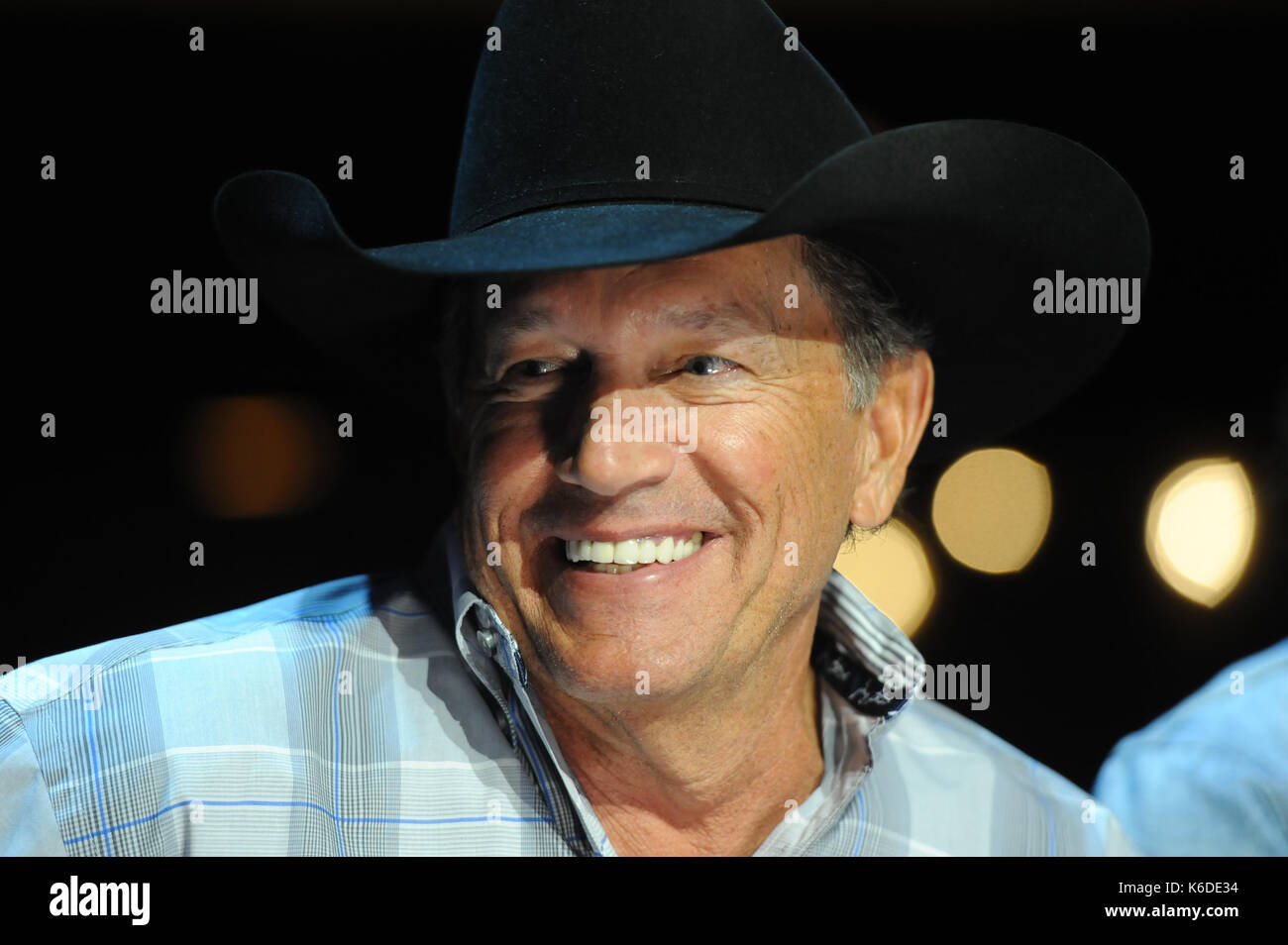 George strait during hi-res stock photography and images - Alamy