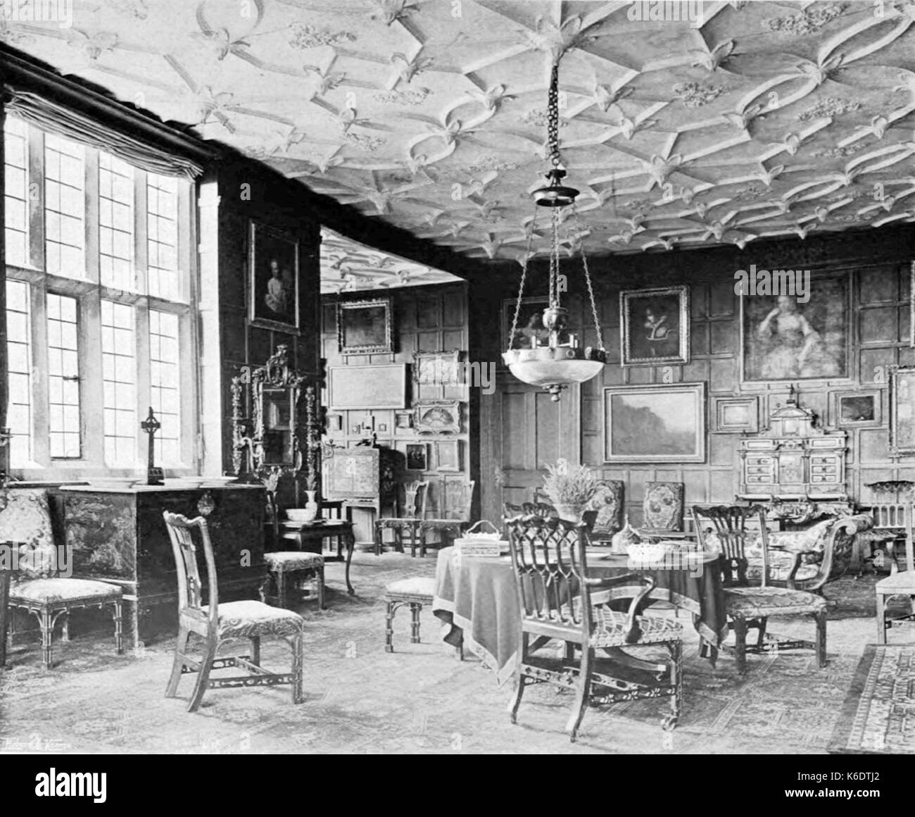 Country room Black and White Stock Photos & Images - Alamy